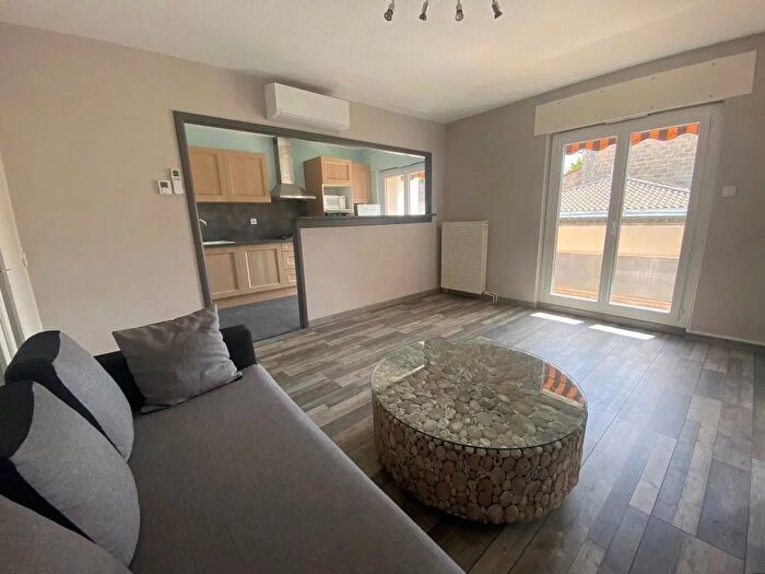 Appartement à louer - Bordeaux - 2 pièces - 1 chambre