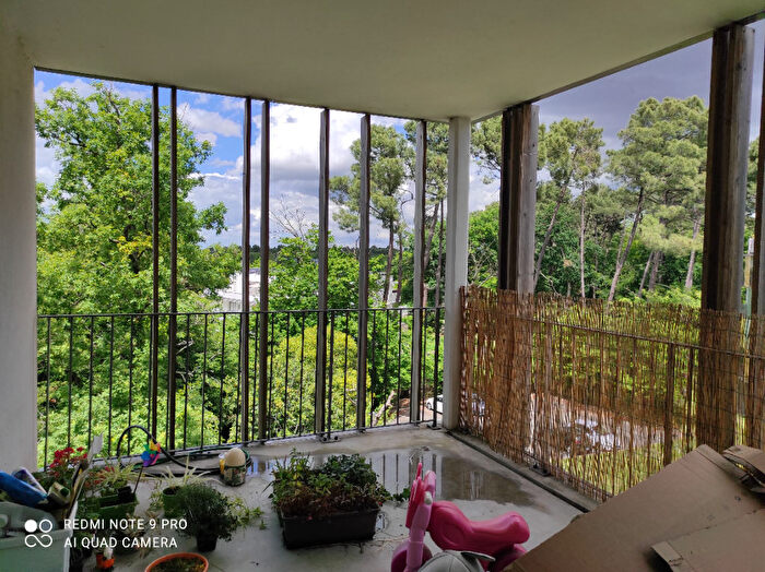 Appartement à louer - Gradignan, Saint-Géry, Favard - 3 pièces - 2 chambres