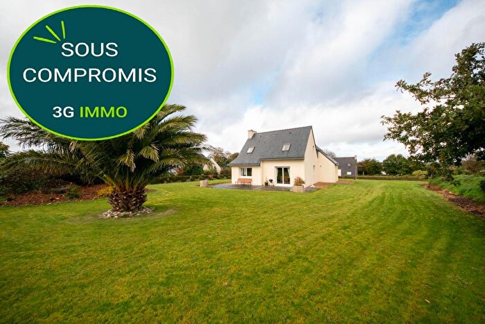 Maison à vendre - Saint-Thégonnec - 5 pièces - 4 chambres