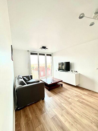 Appartement à louer - Quatres Cités-Simonettes-Les Boullereaux, Champigny-sur-Marne - 2 pièces - 1 chambre