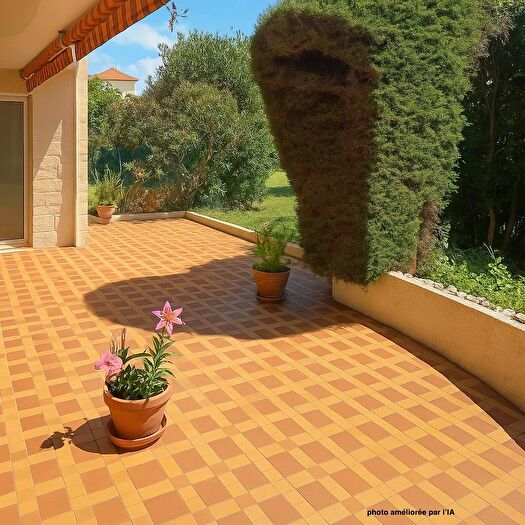 Appartement à vendre - Beaulieu-sur-Mer - 3 pièces - 2 chambres