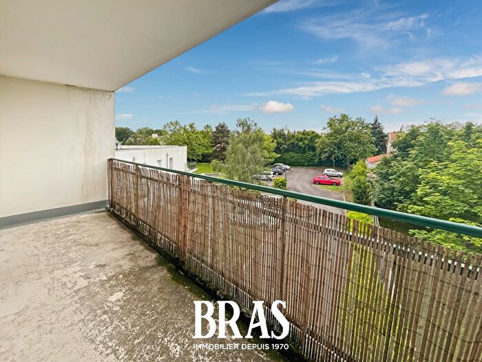 Appartement à louer - Nantes, Eraudière, La Marrière, Rond-point de Paris - 3 pièces - 2 chambres