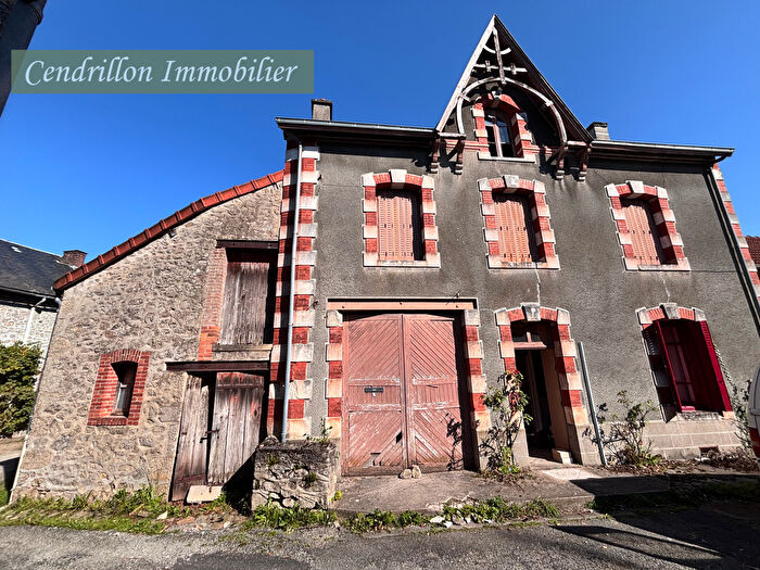 Maison à vendre - Saint-Dizier-Leyrenne - 4 pièces - 3 chambres