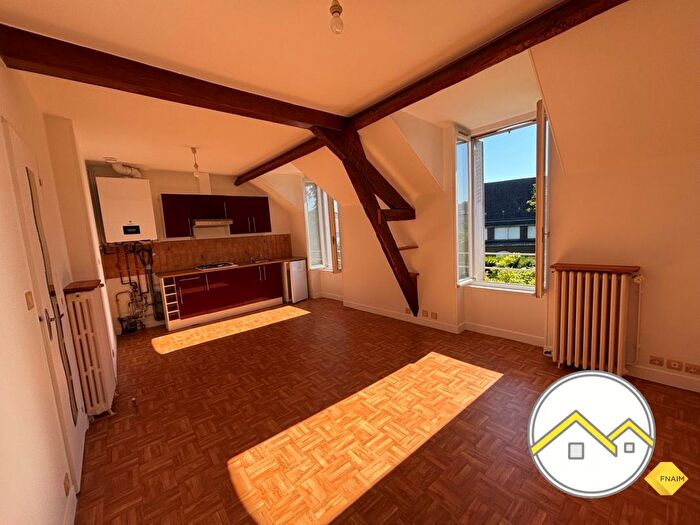 Châteaubriant, Centre-ville, Gare : Appartement 2 pièces à louer