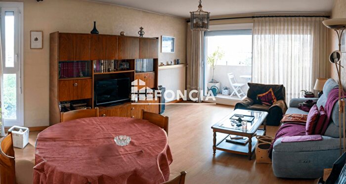 Appartement à vendre - Échirolles, Village, La Commanderie - 3 pièces - 2 chambres