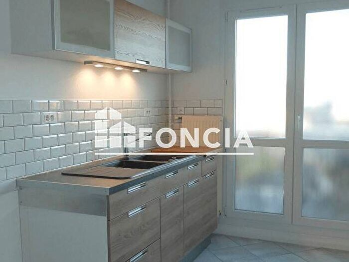 Moulinet Nord, Charleville-Mézières - Appartement 3 pièces à louer