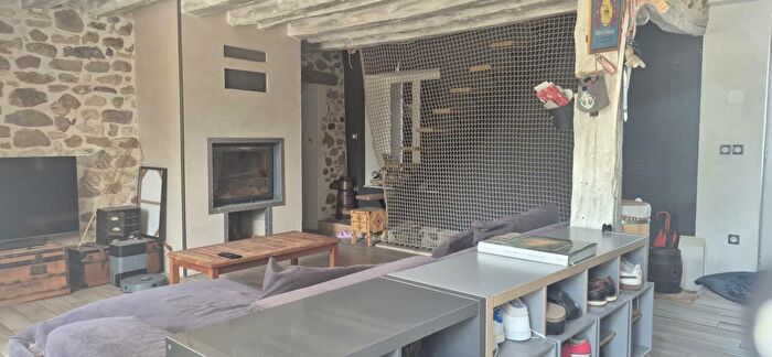 Thury-en-Valois : Maison 7 pièces à vendre