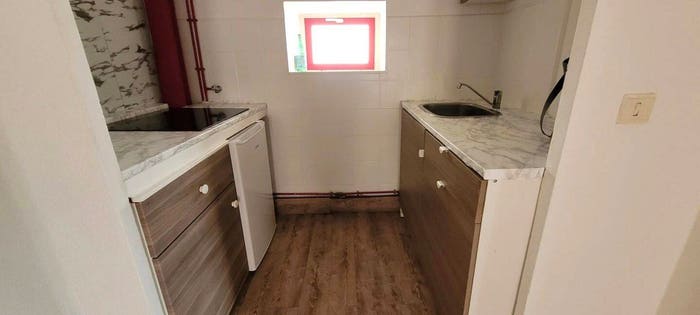 Vieille Ville-Cativel, Gardanne : Appartement 2 pièces à louer