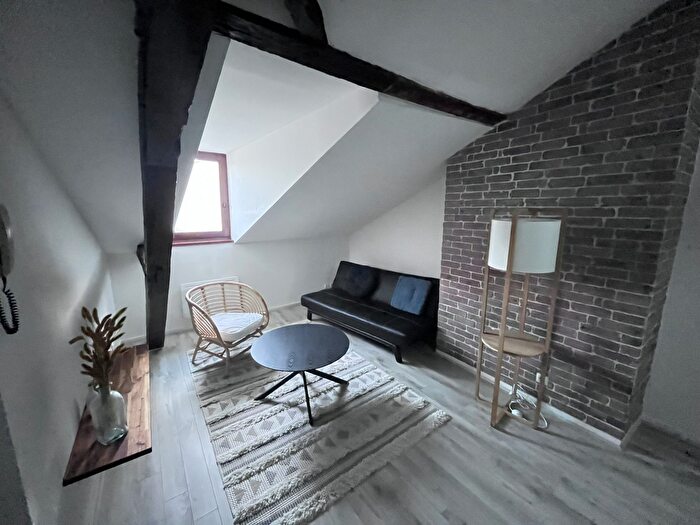 Appartement à louer - Périgueux, Centre-ville, La Gare, Saint-Martin - 3 pièces - 2 chambres