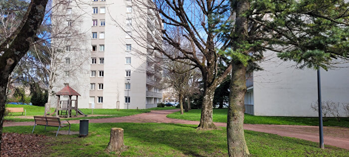 Appartement à vendre - La Riche - 4 pièces - 3 chambres