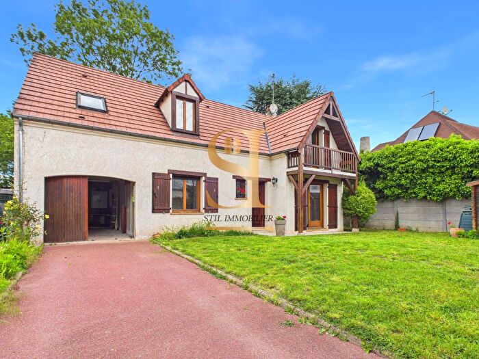 Maison 7 pièces à Viry-Châtillon, Centre-ville, à vendre