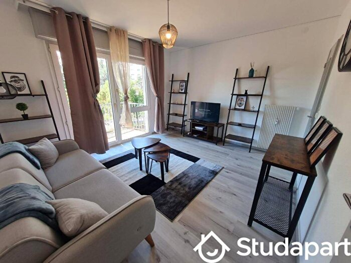 Appartement à louer - Haut Poirier Est, Mulhouse - 1 pièce - 1 chambre