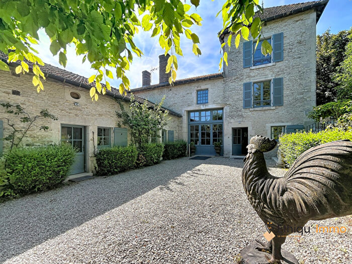 Maison 12 pièces à vendre à Colombey-les-Deux-Églises