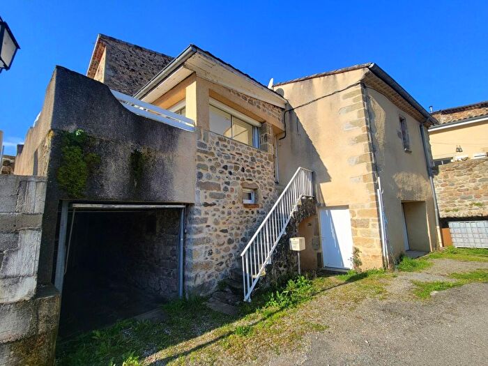Maison 4 pièces à Les Ollières-sur-Eyrieux, à vendre