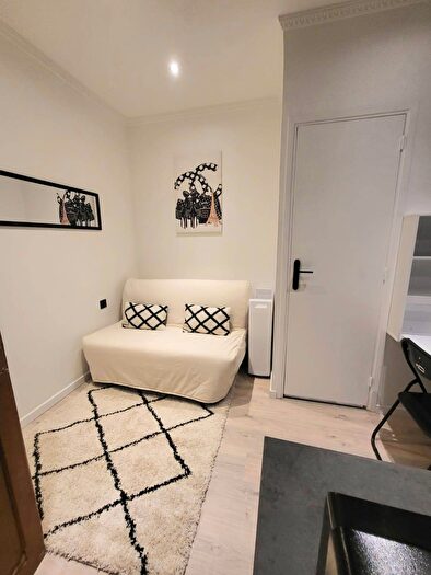 Appartement à louer - Seine Sud, Puteaux - 1 pièce