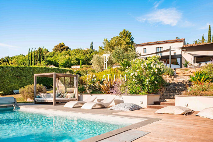 Maison à vendre - Pierrevert - 7 pièces - 5 chambres