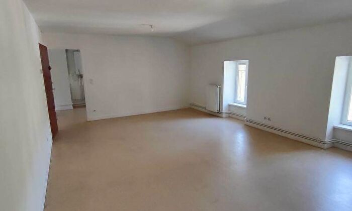 Saint-Paul-en-Cornillon : Appartement 2 pièces à louer
