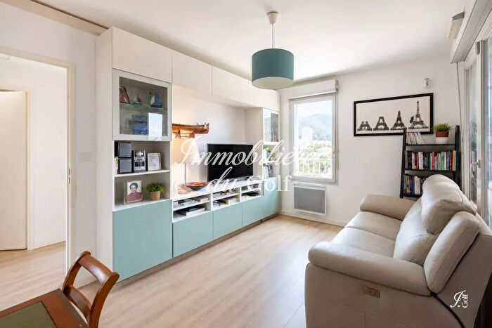 Marseille 10ème, Saint-Loup : Appartement 3 pièces à vendre