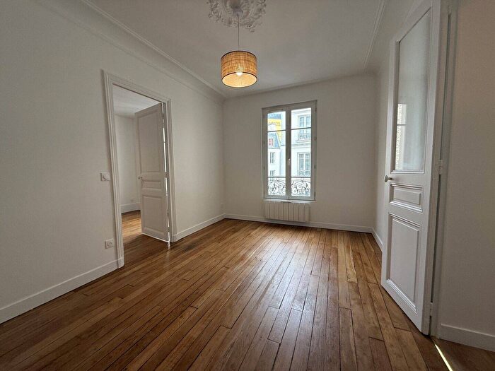 Appartement à louer - Auteuil Nord, Paris ème arrondissement - 3 pièces - 2 chambres