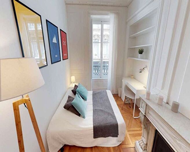 Appartement 5 pièces à Ainay, Lyon 2ème arrondissement, à louer