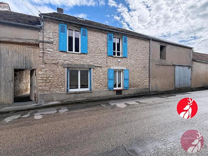 Maison 5 pièces à vendre à Ichy