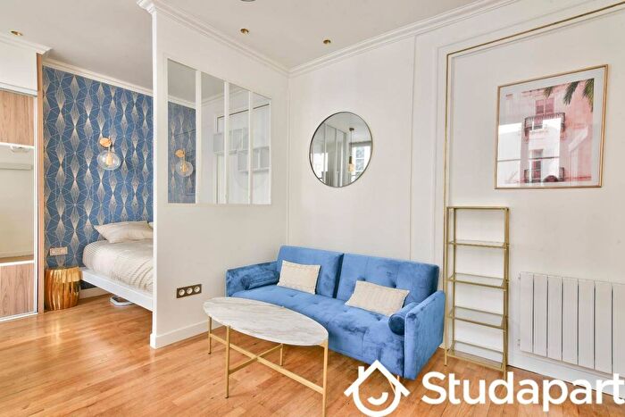 Appartement à louer - Sentier-Bonne Nouvelle, Paris ème arrondissement - 1 pièce