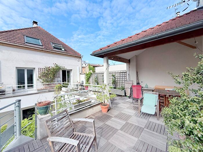 Maison 7 pièces à vendre - Saint-Ouen, Centre-ville