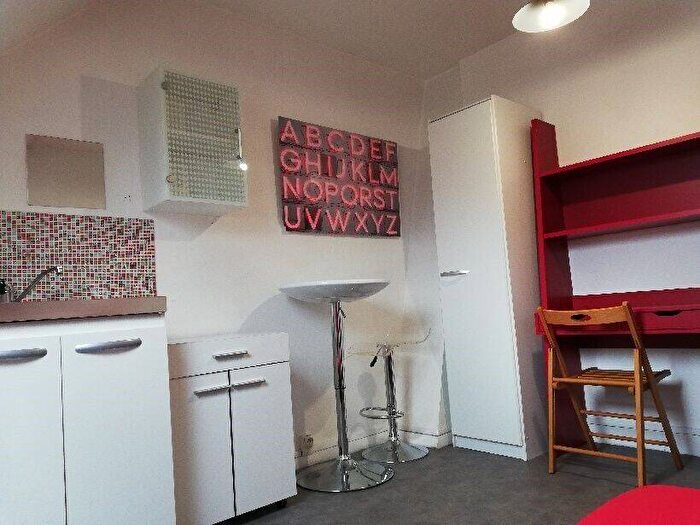 Saint Pierre, Amiens - Appartement 1 pièce à louer