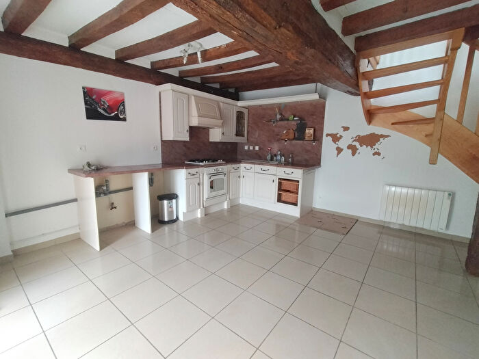 Maison à louer - Saint-Jean-sur-Mayenne - 2 pièces - 1 chambre