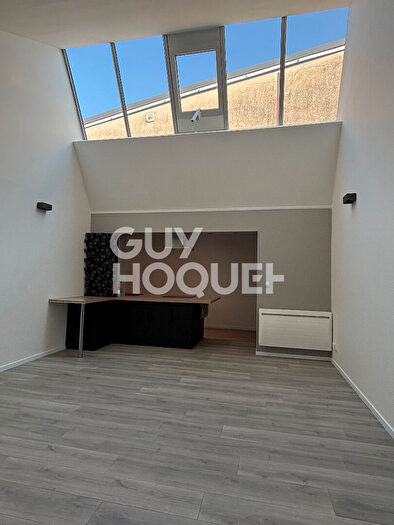 Appartement à louer - Sainte-Savine - 2 pièces - 1 chambre