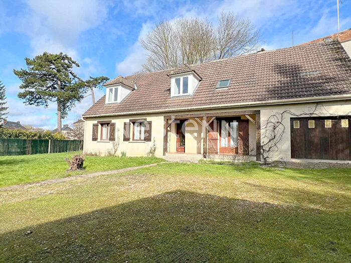 Maison à vendre - Chars - 7 pièces - 5 chambres