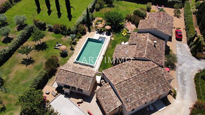 Maison à vendre - Cavaillon, Centre-ville - 7 pièces - 4 chambres