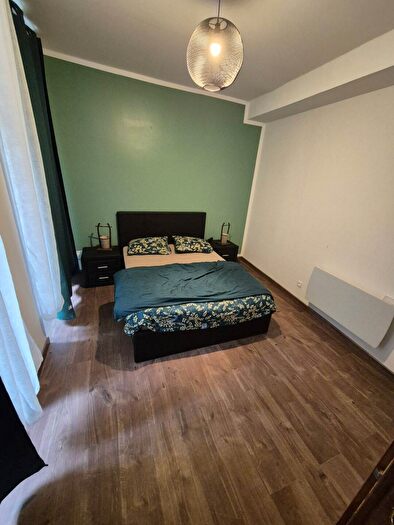 Appartement à louer - Plateau, Laon - 1 pièce