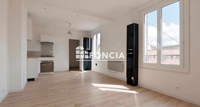 Appartement 2 pièces à Corbeil-Essonnes, à vendre