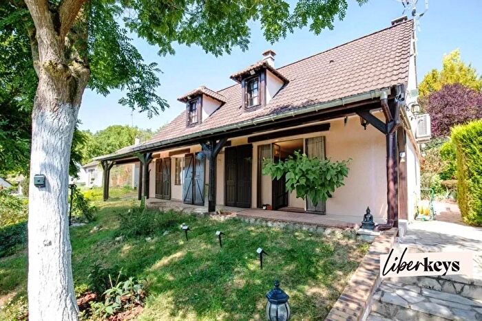 Maison à vendre - Ézy-sur-Eure - 8 pièces - 6 chambres