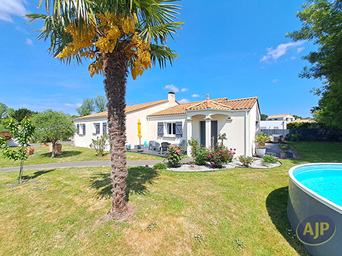 Maison 5 pièces à Challans, Route de Cholet, Route de la Roche-sur-Yon, à vendre