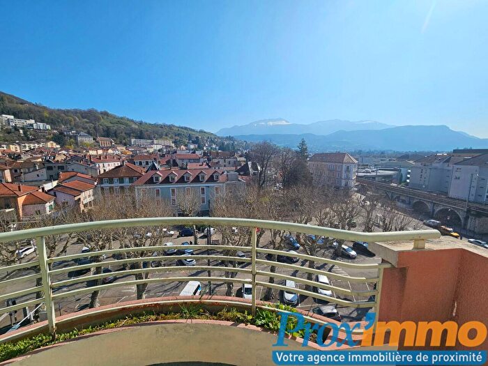 Appartement à louer - Centre Ville Ouest, Voiron - 2 pièces - 1 chambre