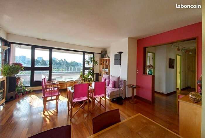 Appartement 5 pièces à Nanterre, Parc Nord, à vendre