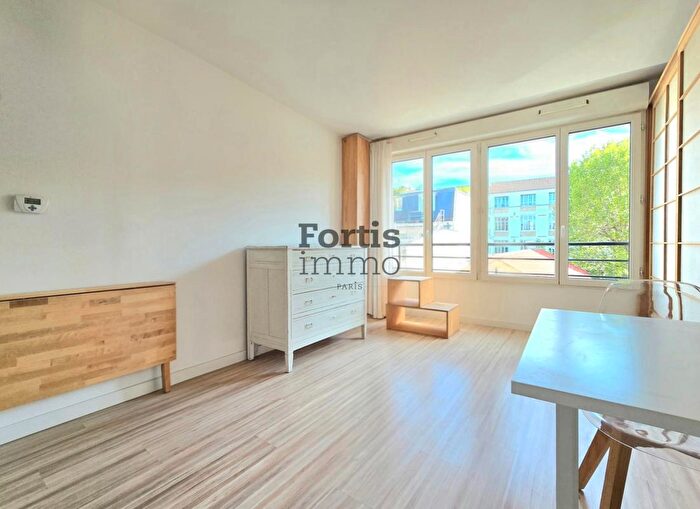 Paris 18ème, La Chapelle, Marx Dormoy - Appartement 1 pièce à vendre