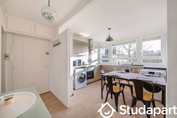 Appartement à louer - Le Blosne, Rennes - 1 pièce - 2 chambres