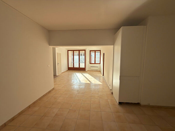 Appartement à louer - Toulon, Saint-Jean du Var - 4 pièces - 3 chambres