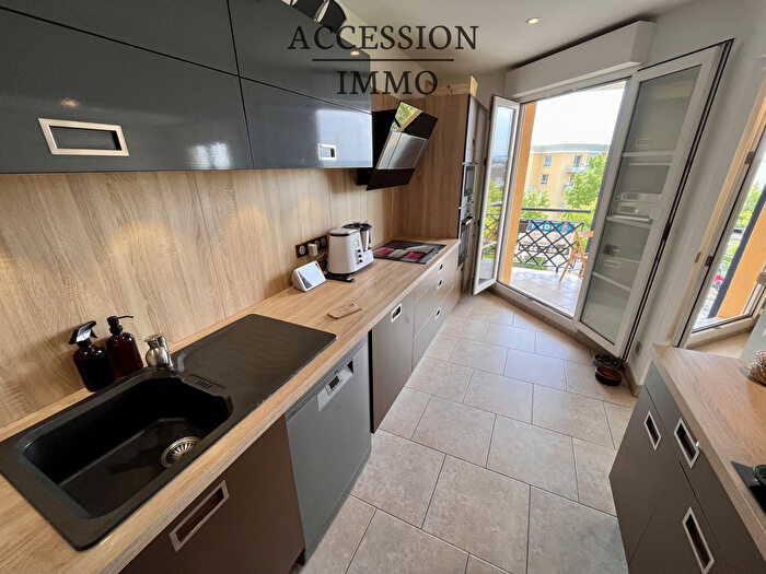 Appartement 4 pièces à Dijon, Toison d'Or, à vendre