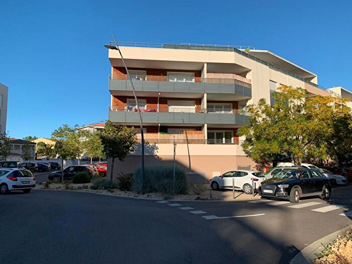 Appartement à vendre - Les Angles - 3 pièces - 2 chambres