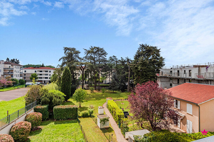 Appartement 3 pièces à vendre - Meyzieu, Centre-ville