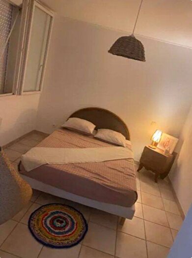 Nord, Plan-de-Cuques - Appartement 2 pièces à louer