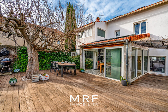 Maison à vendre - Marseille e , Saint-Loup - 6 pièces - 5 chambres