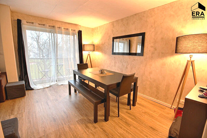 Appartement à vendre - Fresnes, Centre-ville - 3 pièces - 1 chambre