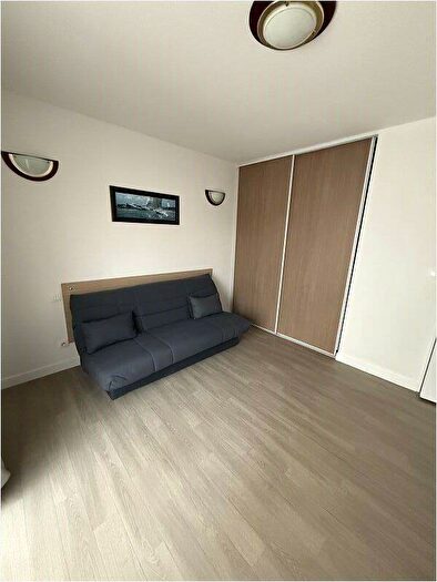 Appartement à louer - Du Guesclin, Béziers - 1 pièce