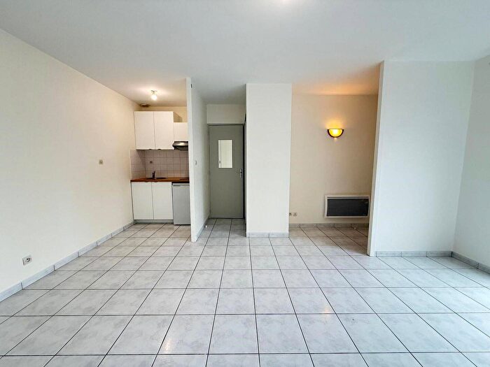 Appartement à louer - Hauts de Saint Aubin, Angers - 2 pièces - 1 chambre