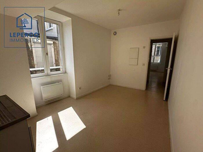 Appartement 1 pièce à louer - Neuilly-Saint-Front